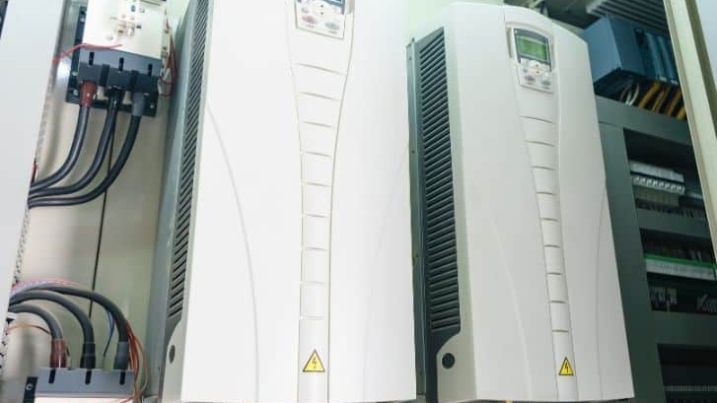 Mengenal Perbedaan Antara VSD dan VFD: Mana yang Tepat untuk Aplikasi ...